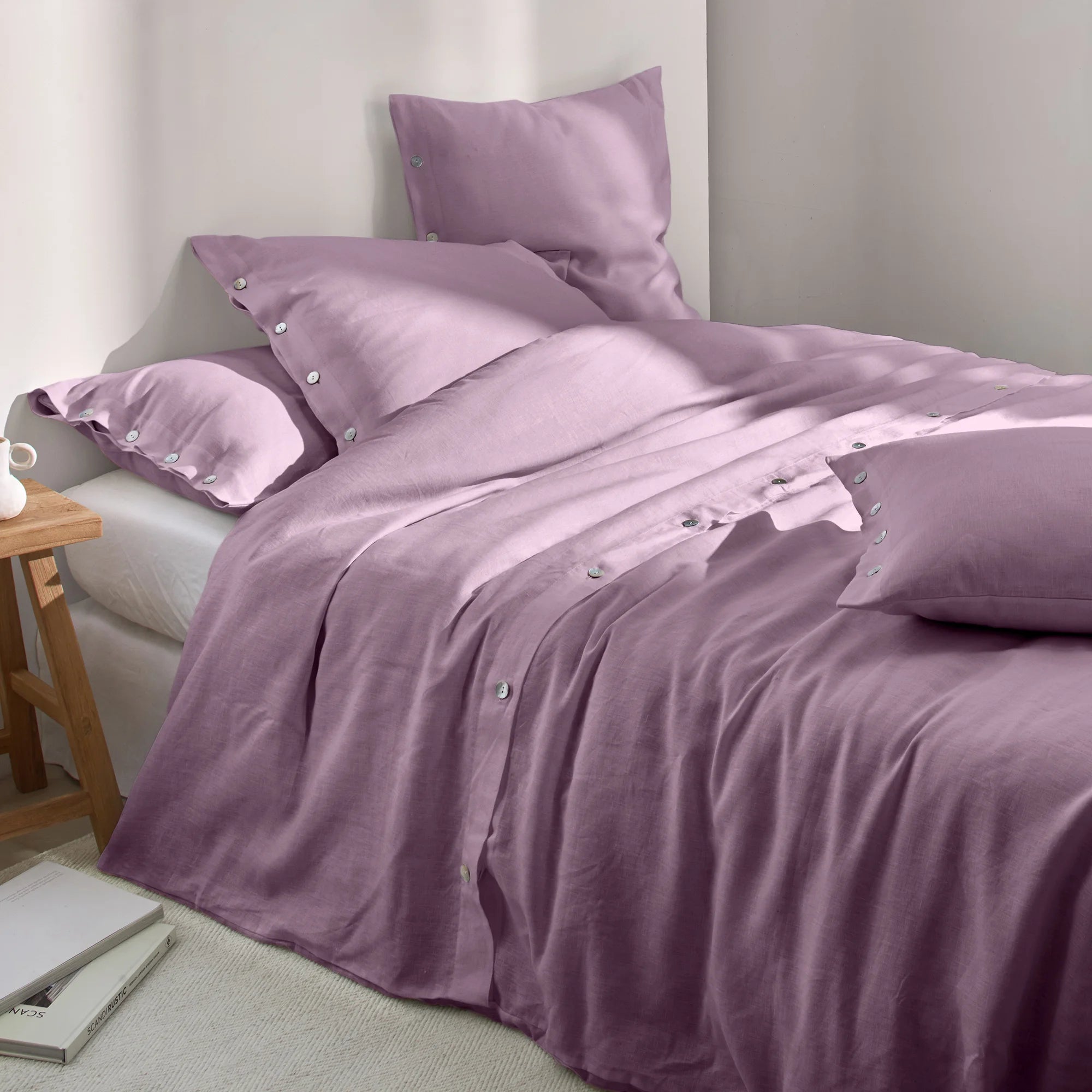Linen Buttoned Duvet Cover lilac | Linenshed